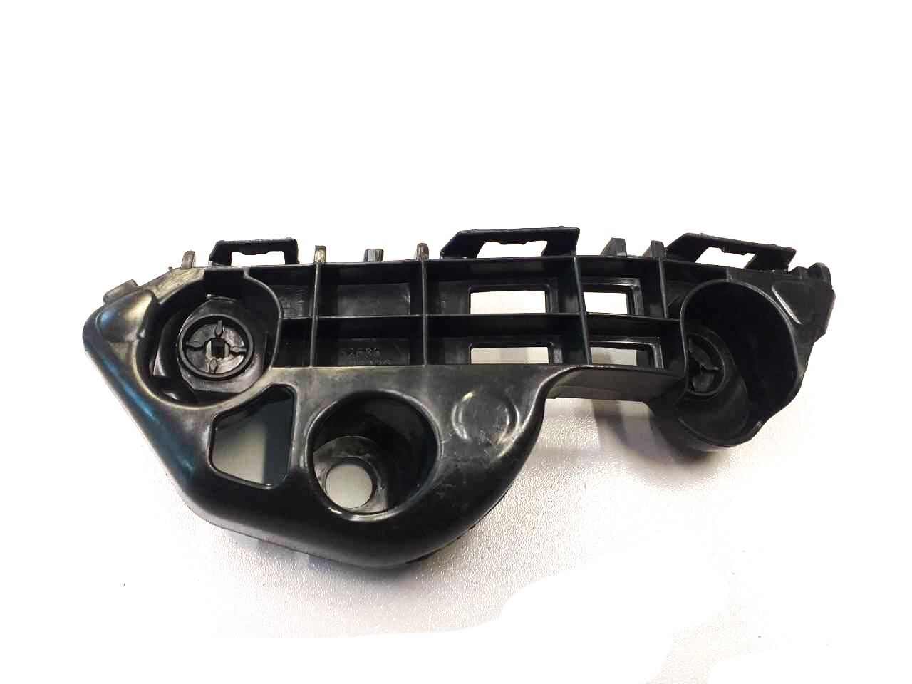 عظمة صدام امامي يسار تويوتا كامري 2018 - 2021 5253633060