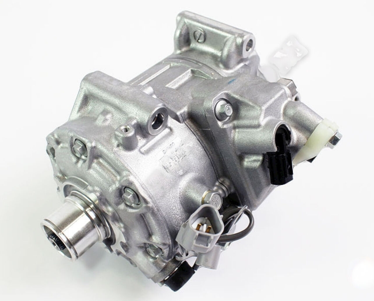 Toyota Avalon AC COMPRESSOR 2013 - 2018 8832033260